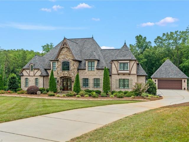 908 Limberlost Lane