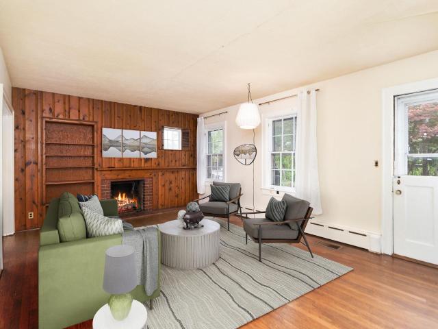 908 lyndhurst rd
