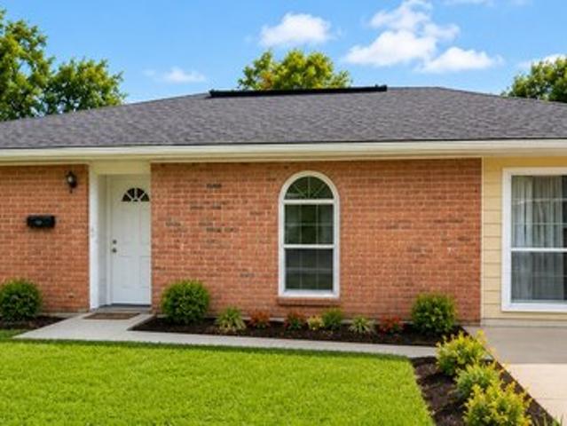908 N Clark Ln, Westwego, LA 70094