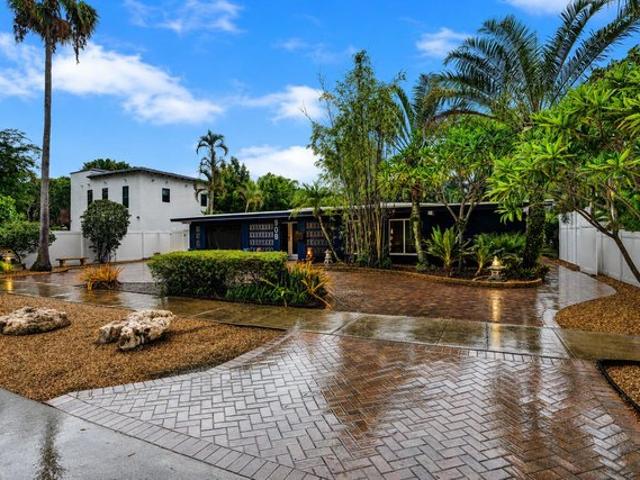 908 NE 16th Pl, Fort Lauderdale, FL 33305