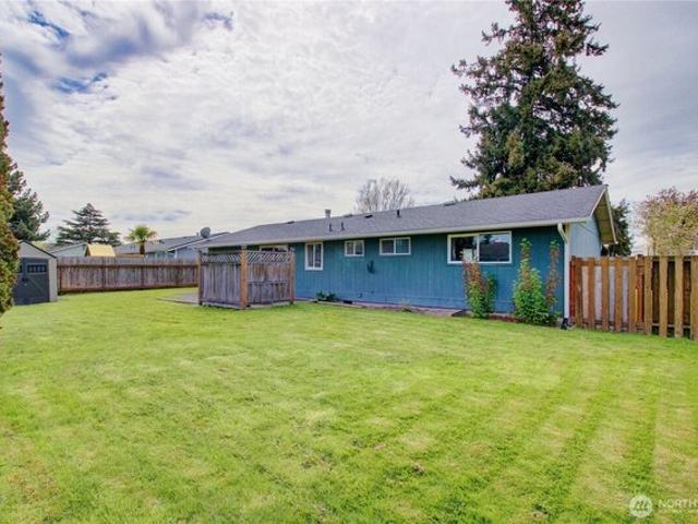 908 S 20th St, Mount Vernon, WA 98274
