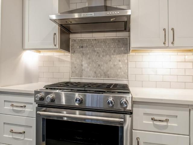908 S Front St, Philadelphia, PA 19147 | MLS #PAPH2580 | Compass
