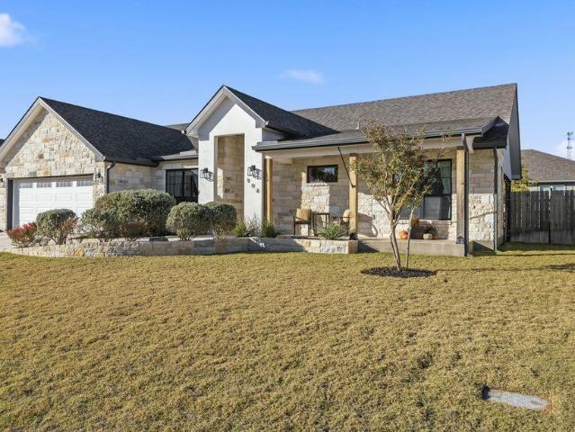 908 Smokey Oak Dr