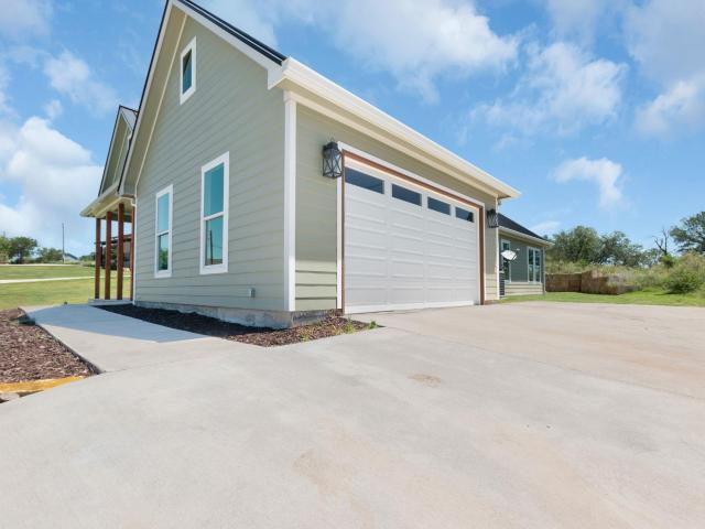 908 Sandy Mountain Dr
