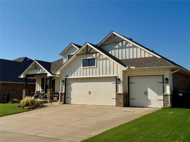 908 SE 30th Street