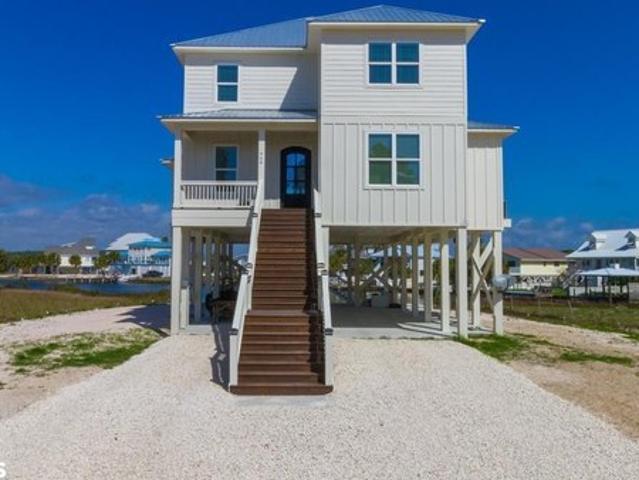 908 Shoreland Dr, Gulf Shores, AL 36542