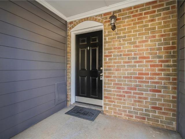 908 Summer Place