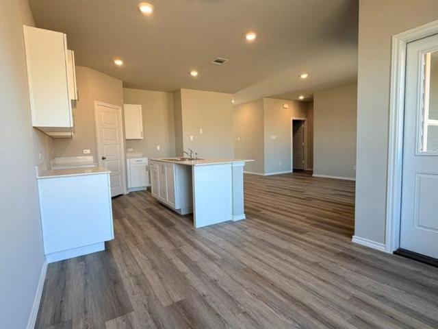 908 Parkvista Drive