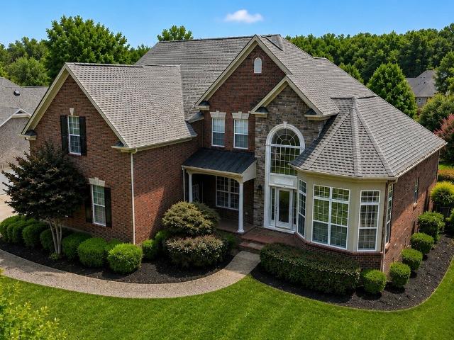 908 Plantation Blvd