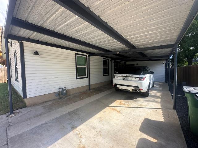 908 Plateau Cir