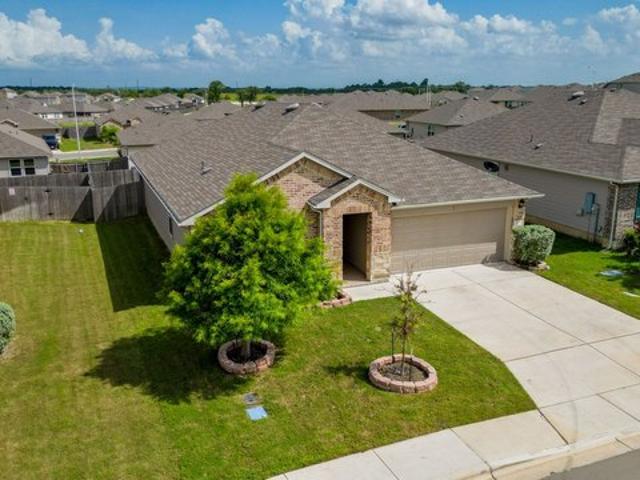 908 Pronghorn Trl, Seguin, TX 78155