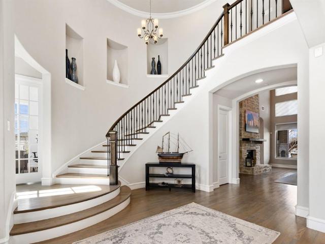 908 Rhone Lane