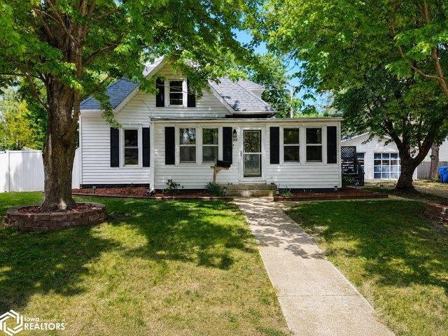 908 W State St, Jefferson, IA 50129