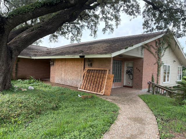 908 Westmont Drive
