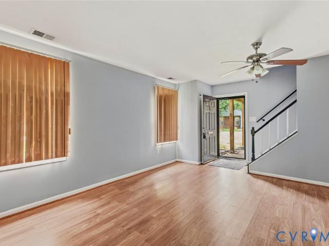 908 Winterstick Place