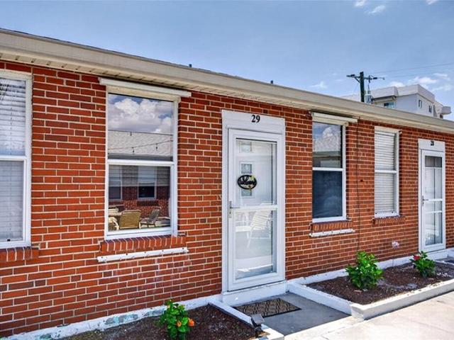 908 Villas Dr Unit 29, Venice, FL 34285