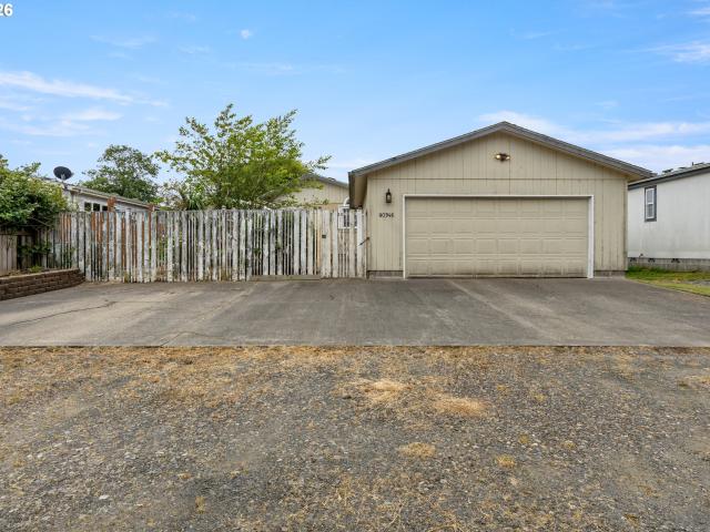 90946 windy ln