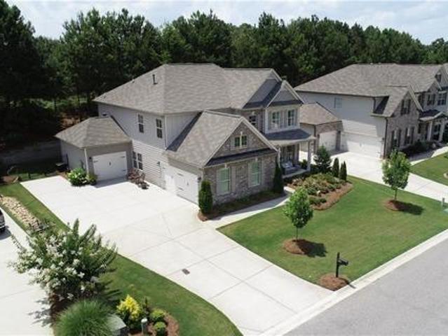 9095 Maple Run Trail