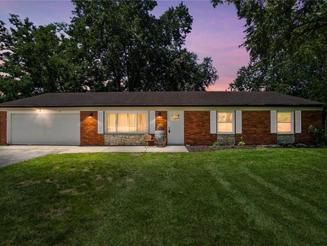 9095 N Bunnell Hill Rd, Clearcreek Township, OH 45458