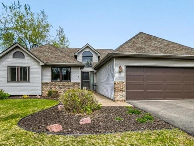 9096 Jergen Ave S, Cottage Grove, MN 55016