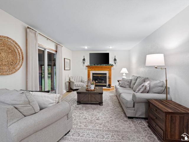 9099 Summerfield Road