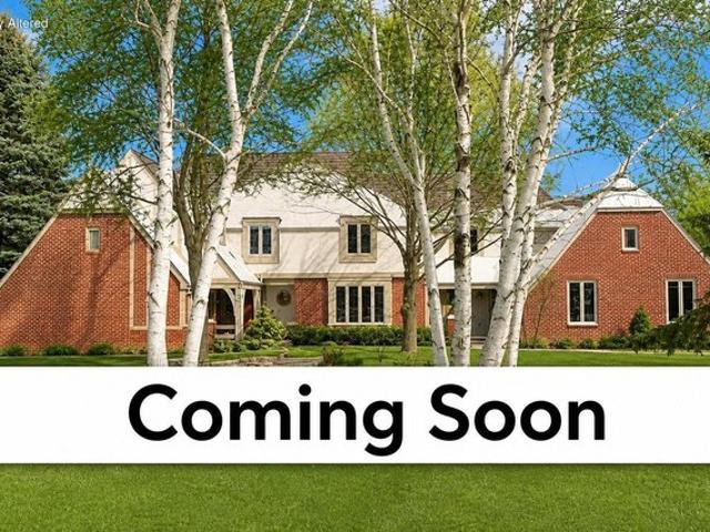 9090 N Green Brook Rd, River Hills, WI 53217