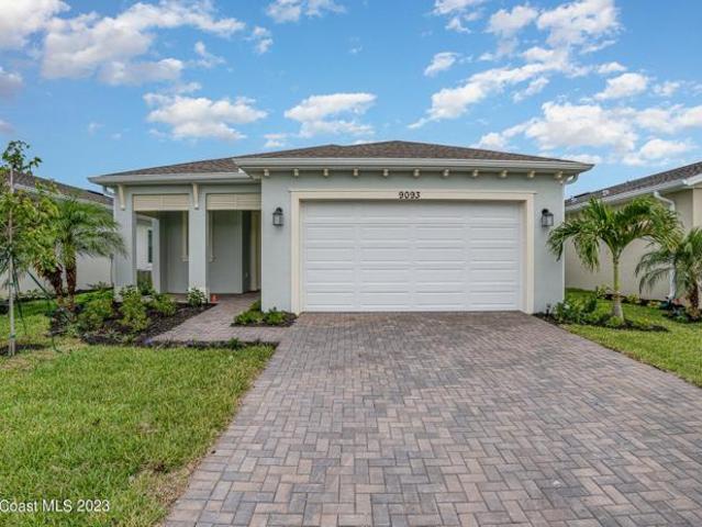 9093 Alister Dr, Melbourne, FL 32940