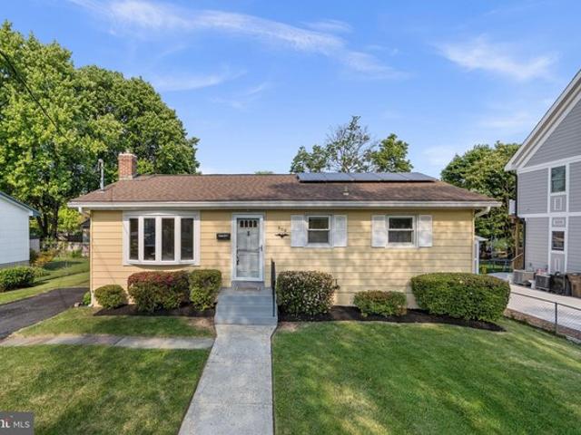 909 1st St, Rockville, MD 20850