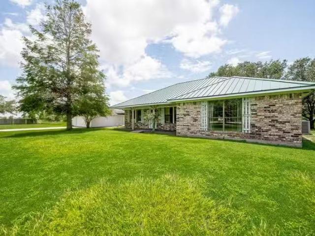 909 Co Rd 479, El Campo, TX 77437 MLS 32577950