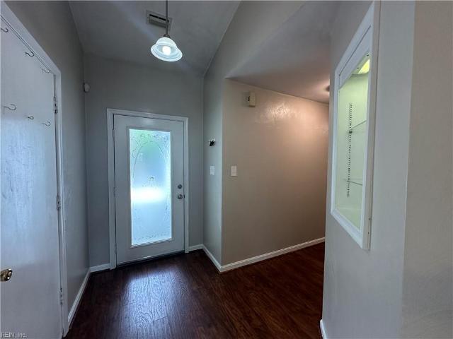 909 Chigwell RD