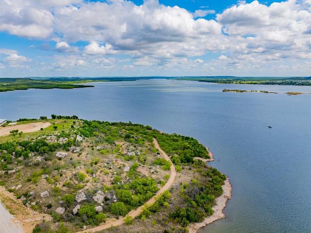 909 Clearwater Pt, Graham, TX 76450 | MLS #21238