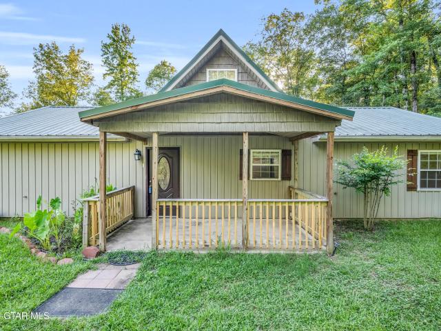 909 Clisby