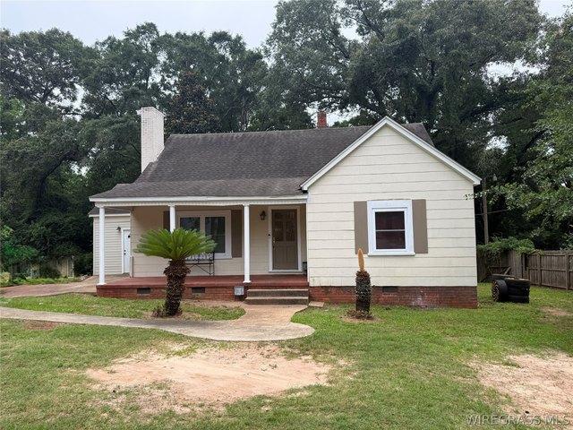 909 Crawford Ave, Enterprise, AL 36330
