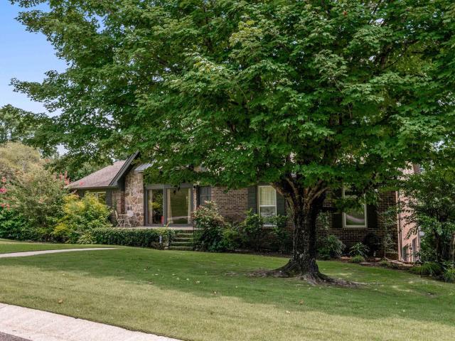 909 Autumn Chase Drive