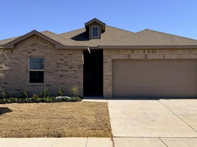 909 Boll Weevil Dr, Cleburne, TX 76031
