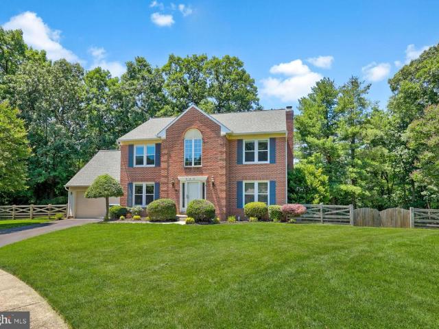 909 Broad Oaks Drive