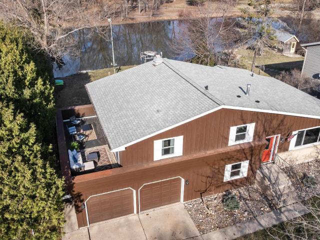 909 Brookwood Ct, Oshkosh, WI 54902 | Compass