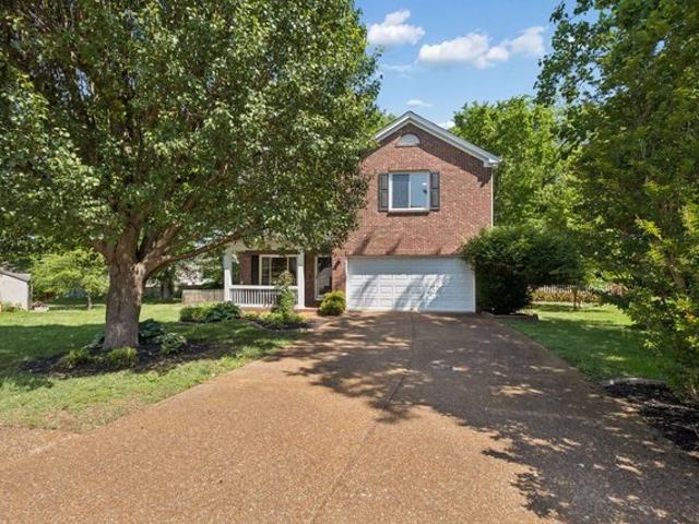 909 Buckskin Ct, Nashville, TN 37221