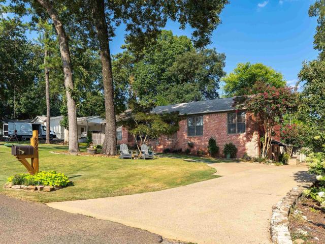 909 Granbury Road