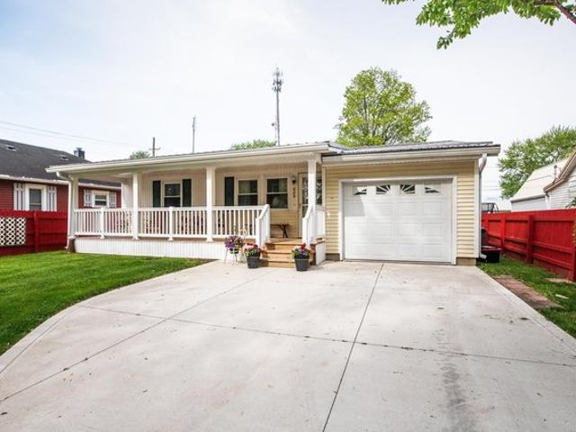 909 Dierkes St, Decatur, IN 46733
