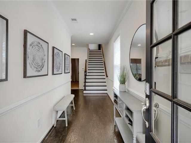 909 Dumaine Trace