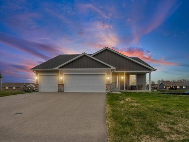 909 Emily Ct NE, Montgomery, MN 56069