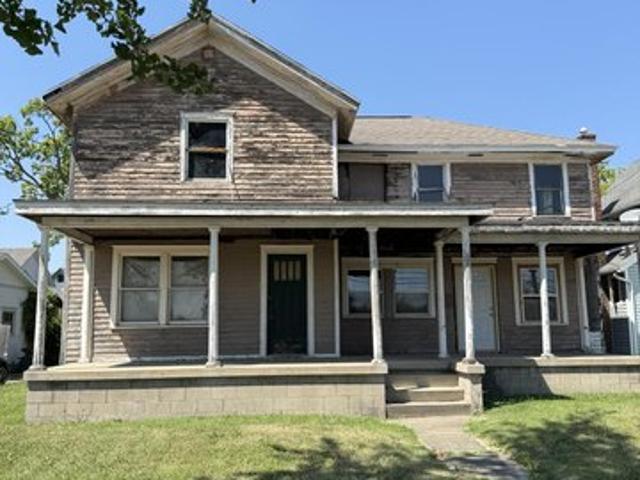 909 Jerome St, Lansing, MI 48912