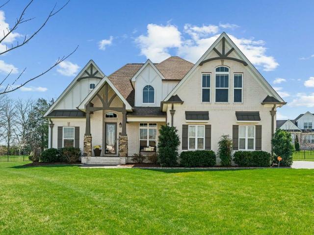 909 Larkspur Ln, Lebanon, TN