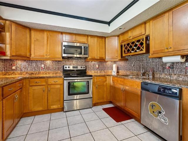 909 Libra Lane