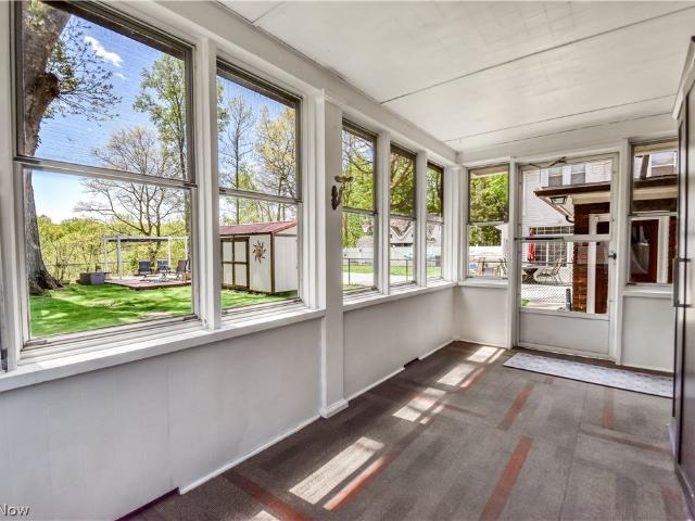 909 Lincoln Drive