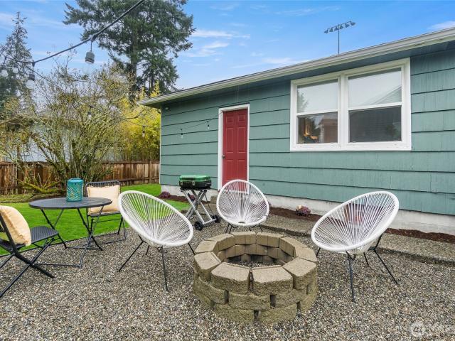 909 N 170th Street