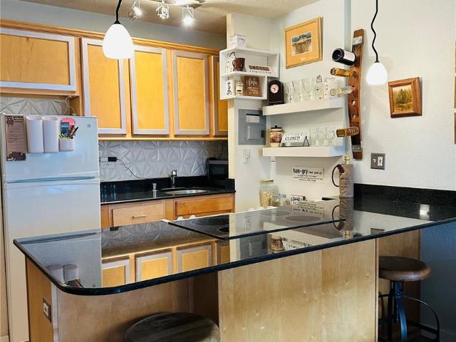 909 N Logan Street # 6D