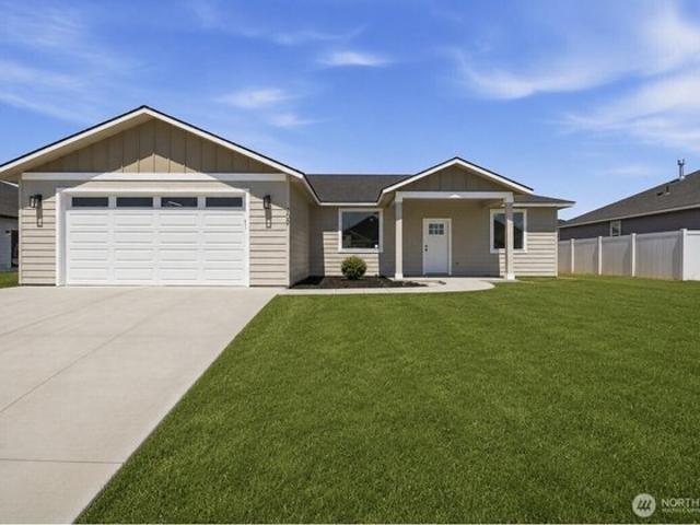 909 NE 6th Ave, Ephrata, WA 98823