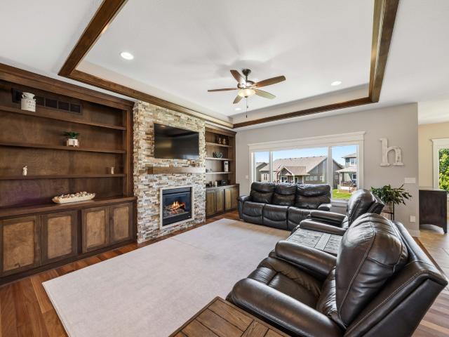 909 NW 3rd Court